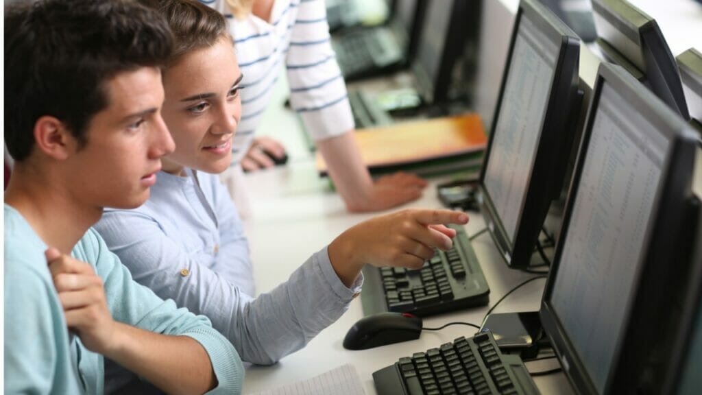 MS in Computer Science in USA 2024: Top Universities & Fees